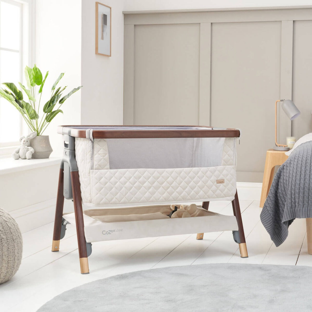 Tutti Bambini CoZee Luxe Bedside Crib - Walnut/Cream | Simply Baby